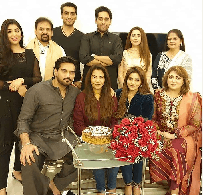 Adorable Pics of Actor Salman Saeed with Wife | Showbiz Hut